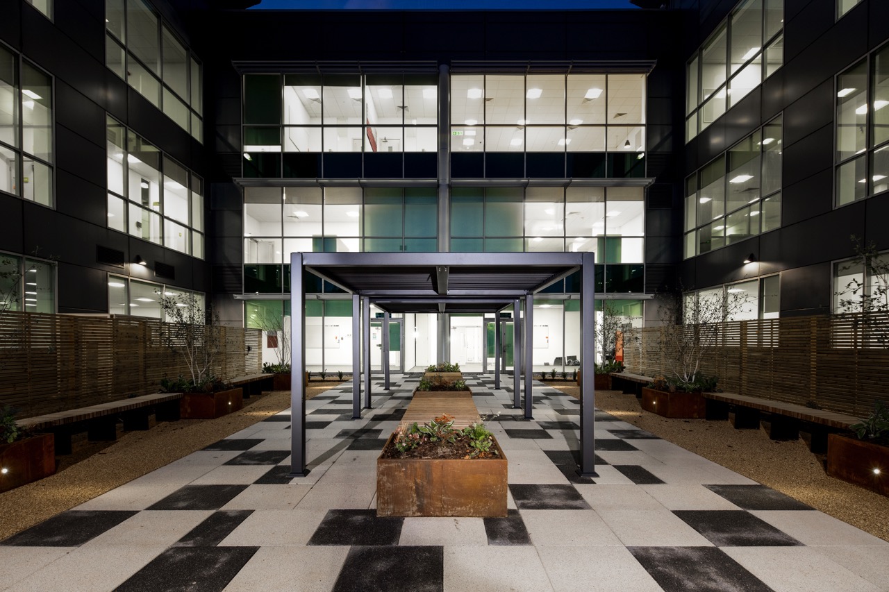 TanRo | Delivery Focused Main Contracting