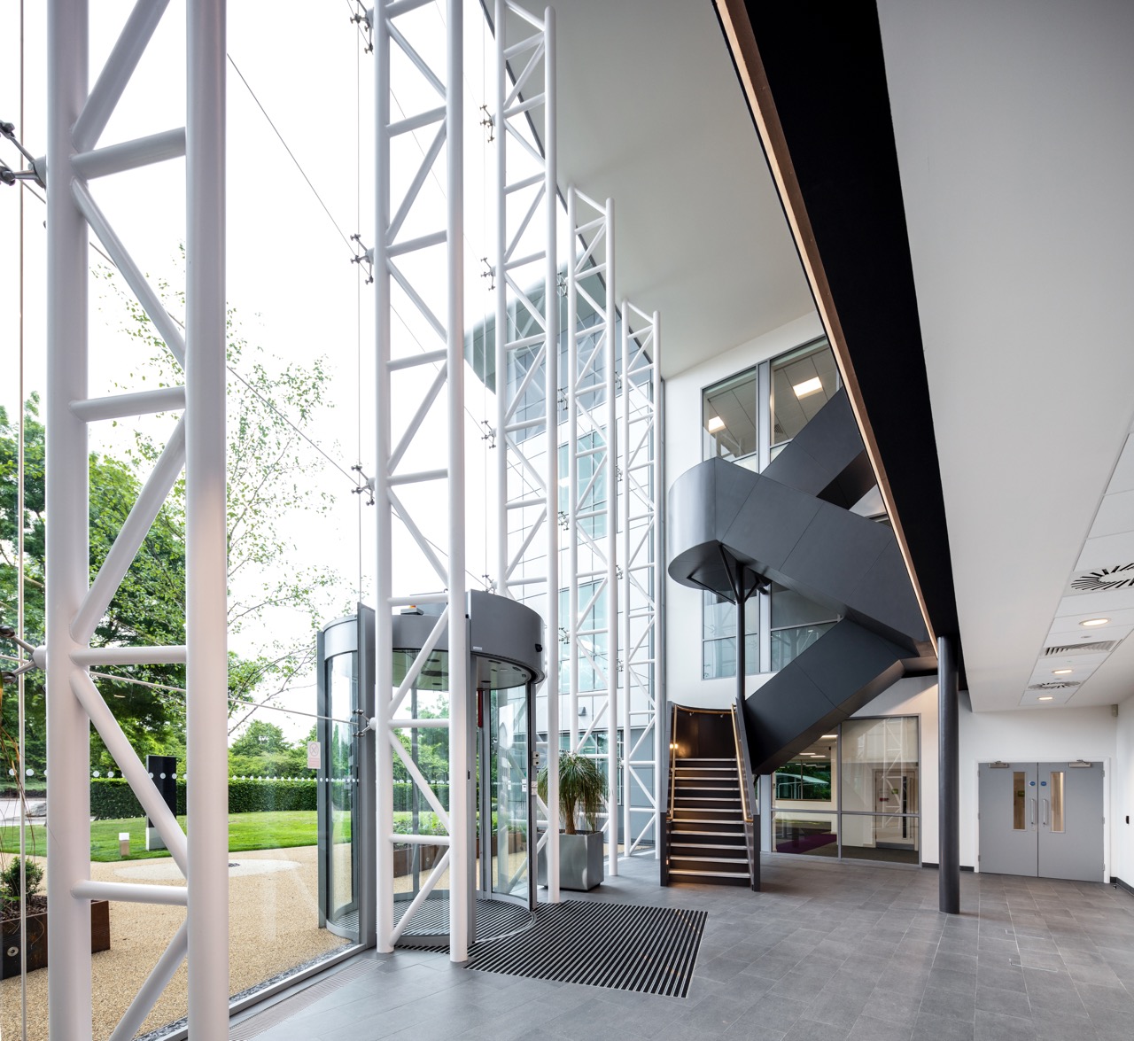 TanRo | Delivery Focused Main Contracting